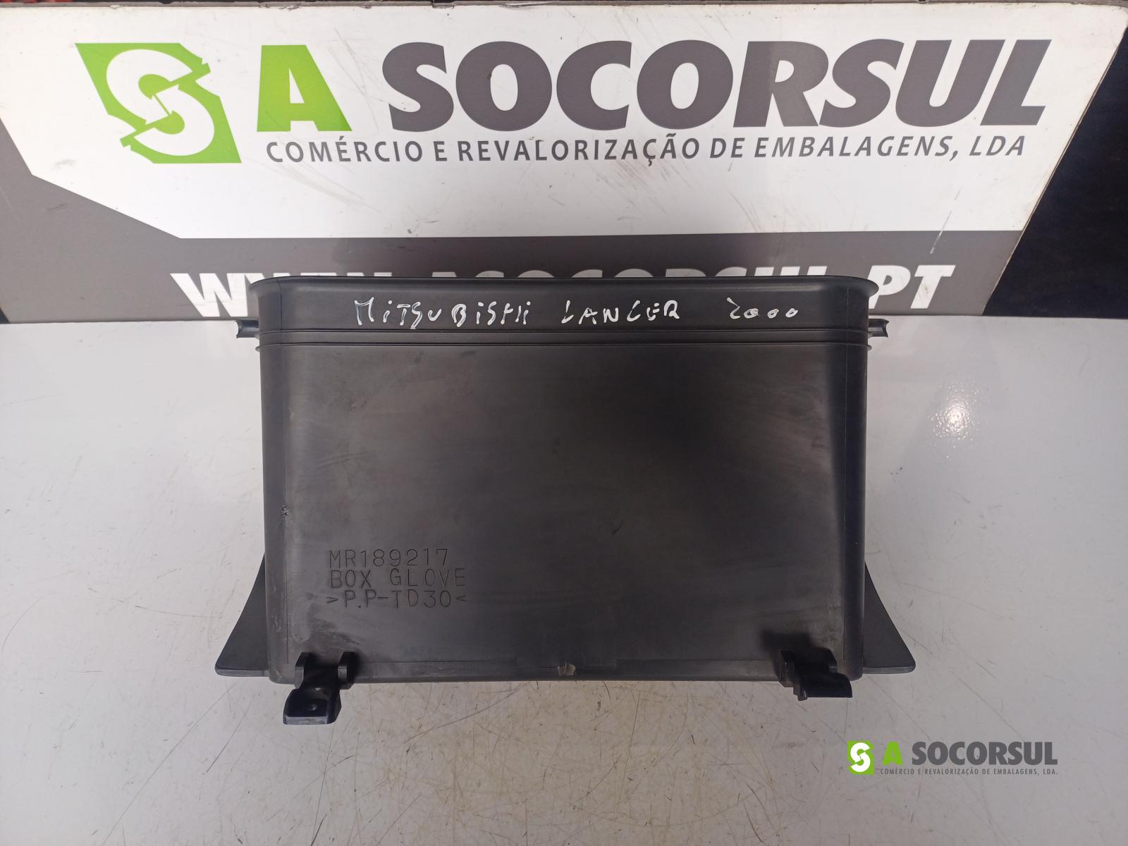 PORTA LUVAS MITSUBISHI LANCER